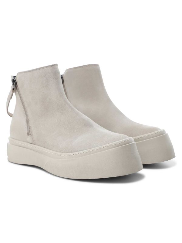 Lofina Suede Short Boots