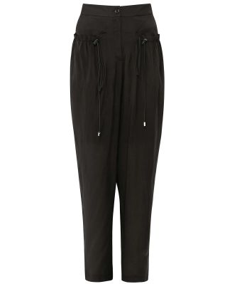 Bize Clothing | Experimental Fashion for Women