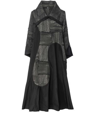 Bize Clothing | Experimental Fashion for Women